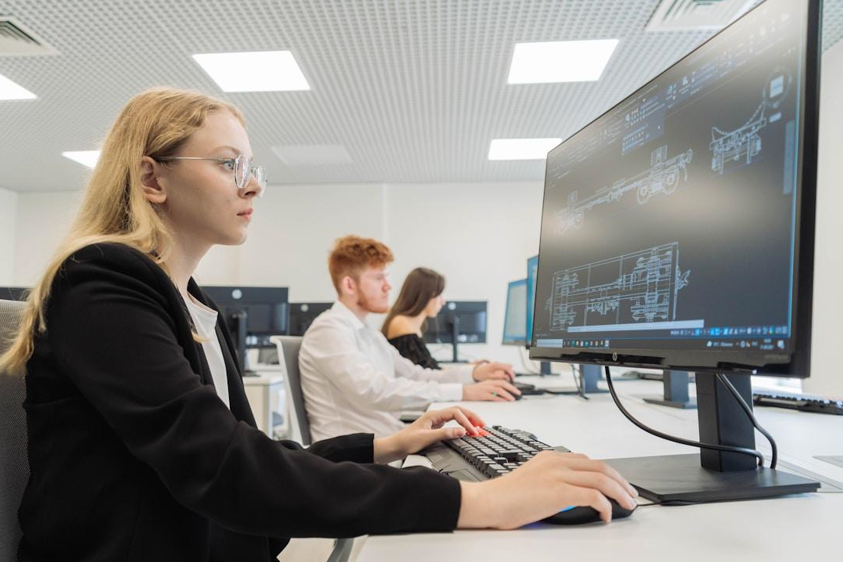 The Ultimate Guide To Pursuing an IT Career - Tech Taalk